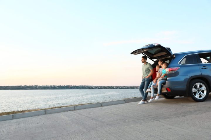 Cómo encontrar seguros de autos para hispanos en EE. UU. | Cost-U-Less